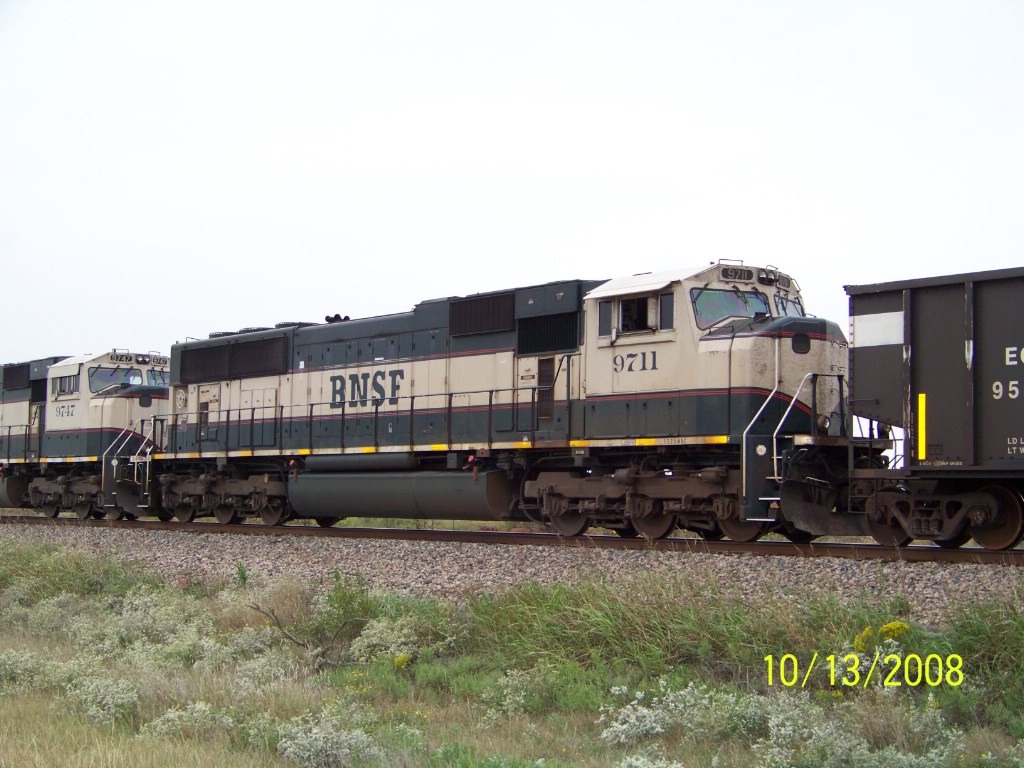 BNSF SD70MAC 9711